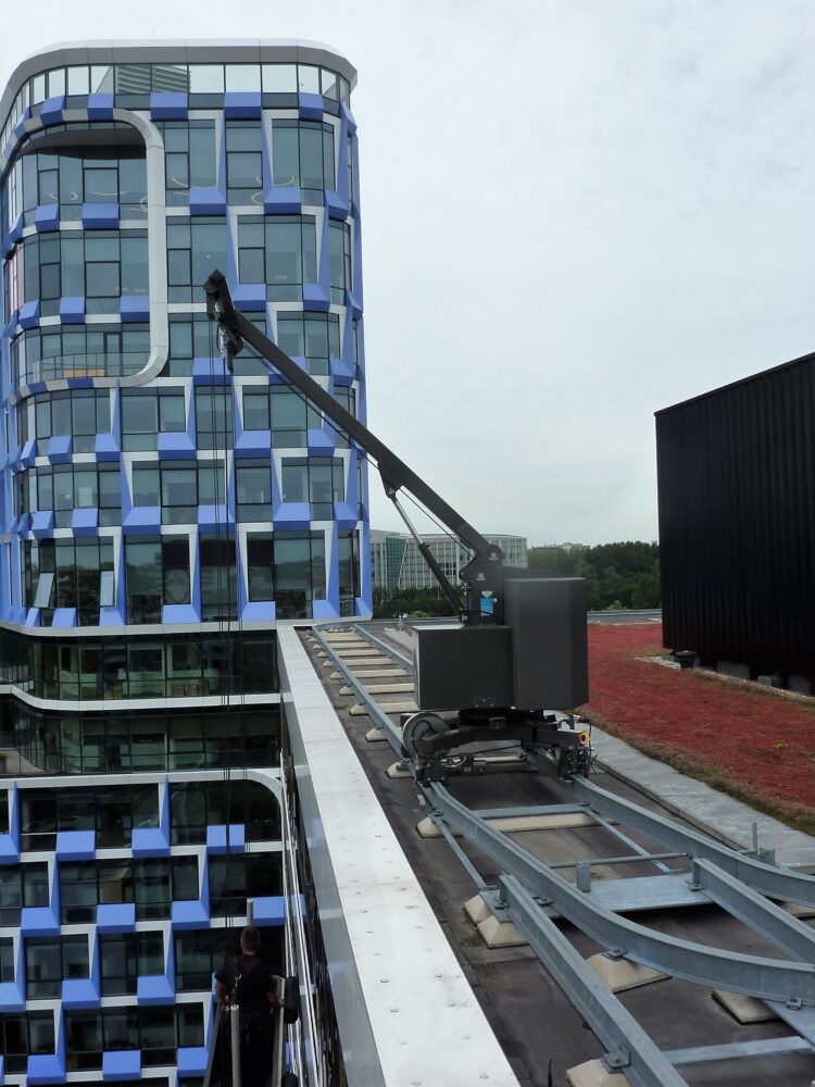 Building Maintenance Units (BMC) - Deerns